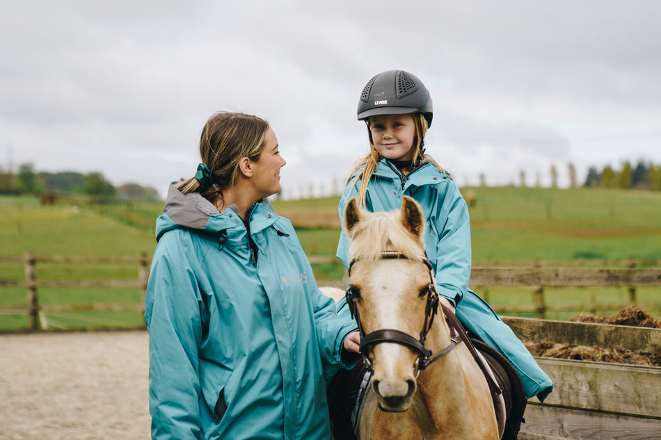 Equicoat – Inky Dinky Saddles